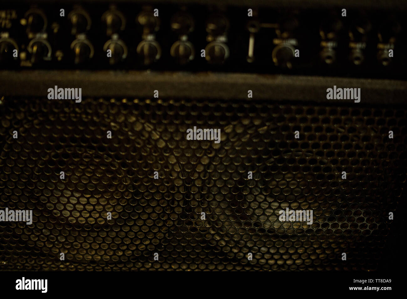 bass guitar amp close up front texture pattern Stock Photo - Alamy