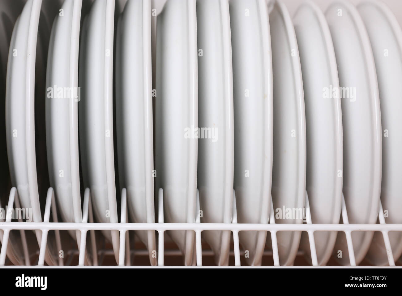 Plates Drying High Resolution Stock Photography and Images - Alamy