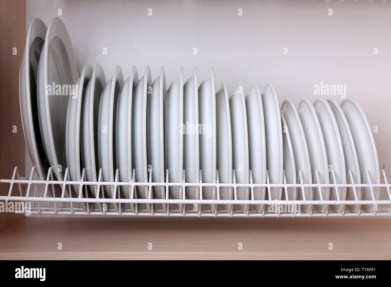 Plates Drying High Resolution Stock Photography and Images - Alamy