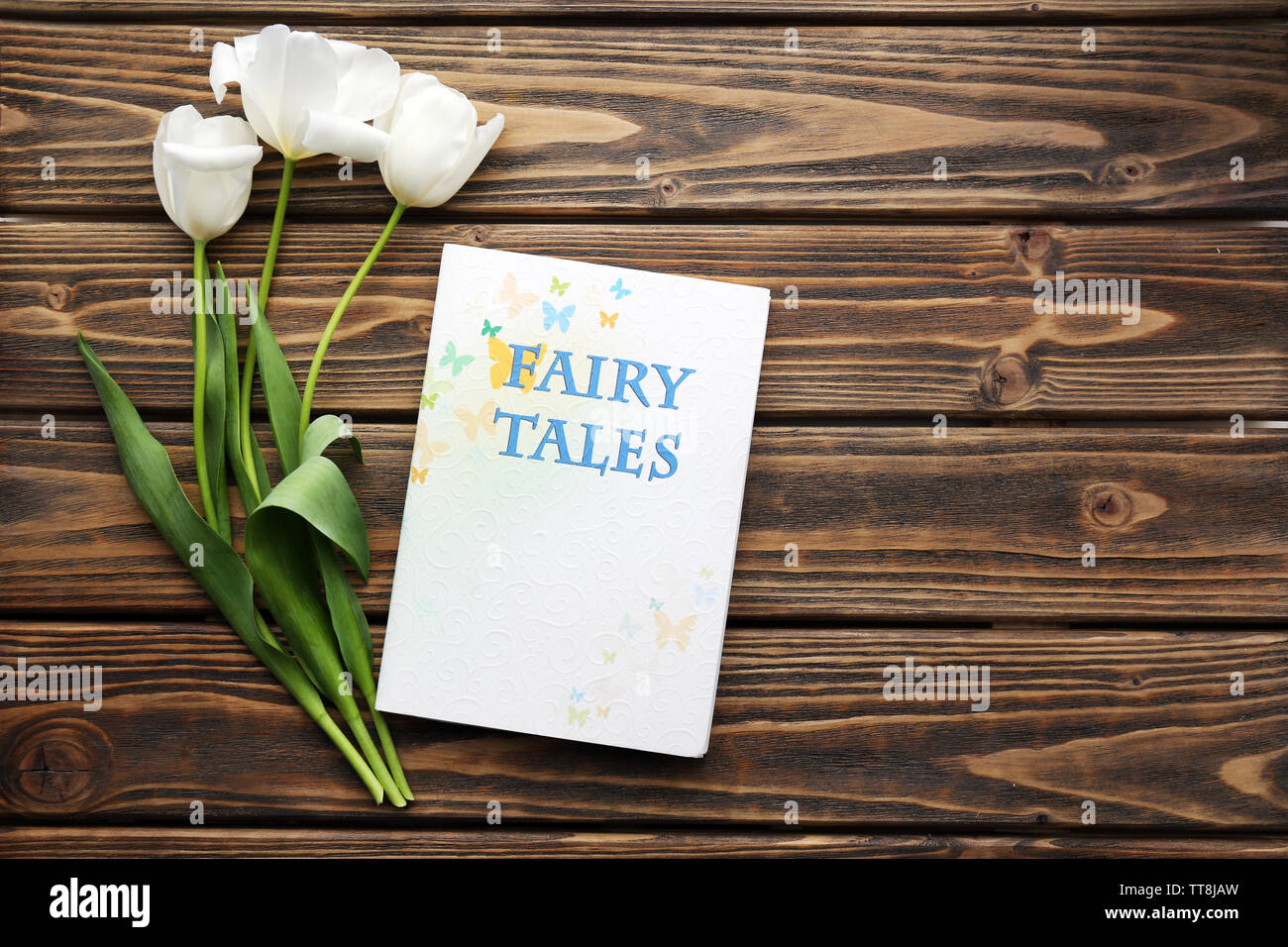 Vintage fairy tales book read hi-res stock photography and images - Alamy