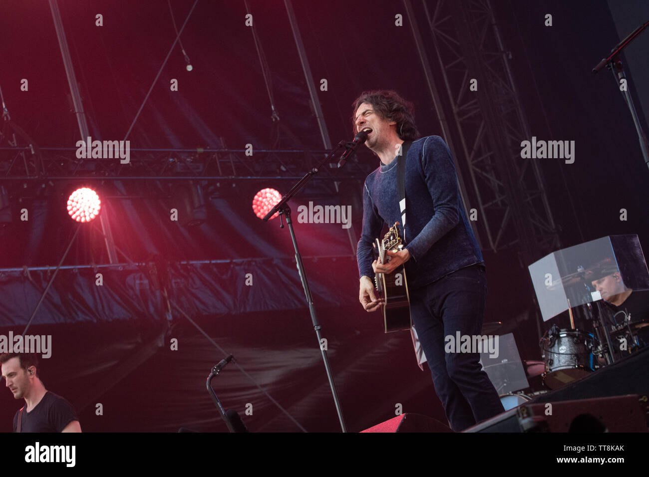 Snow patrol band hi-res stock photography and images - Alamy