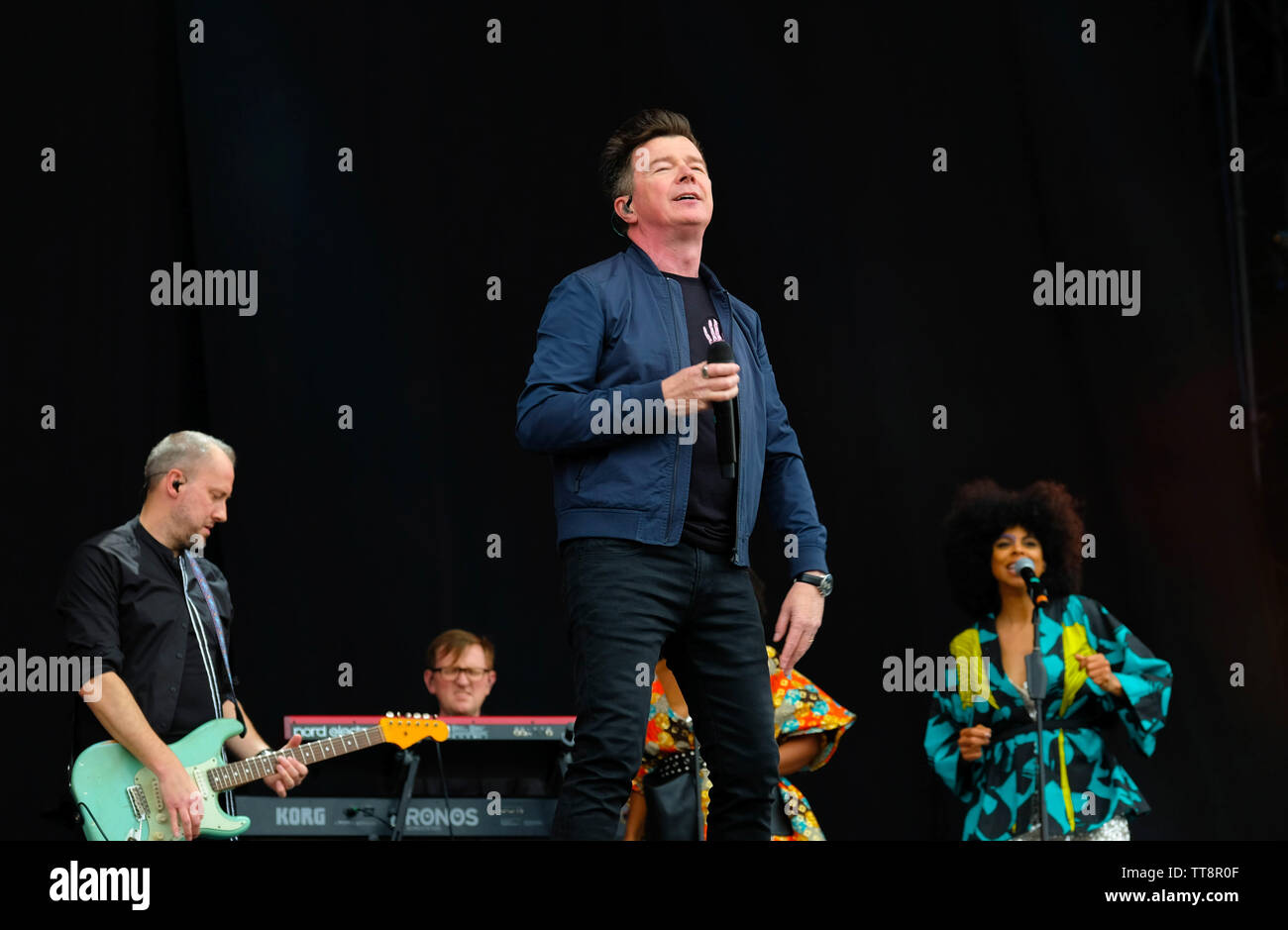 Rick astley singer musician hi-res stock photography and images - Alamy
