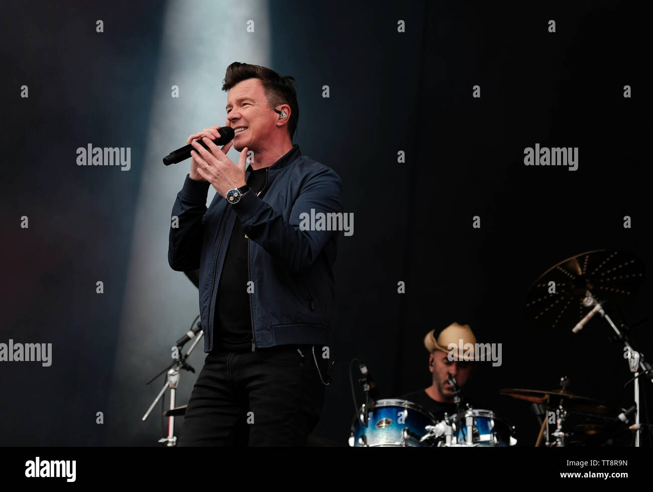 Rick astley singer musician hi-res stock photography and images - Alamy