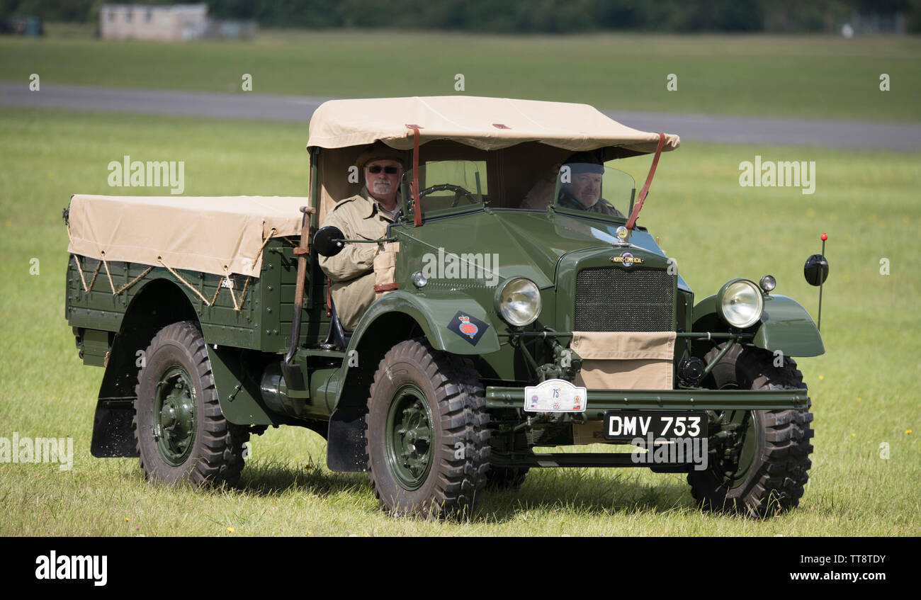 Parade ww2 vehicles hi-res stock photography and images - Alamy