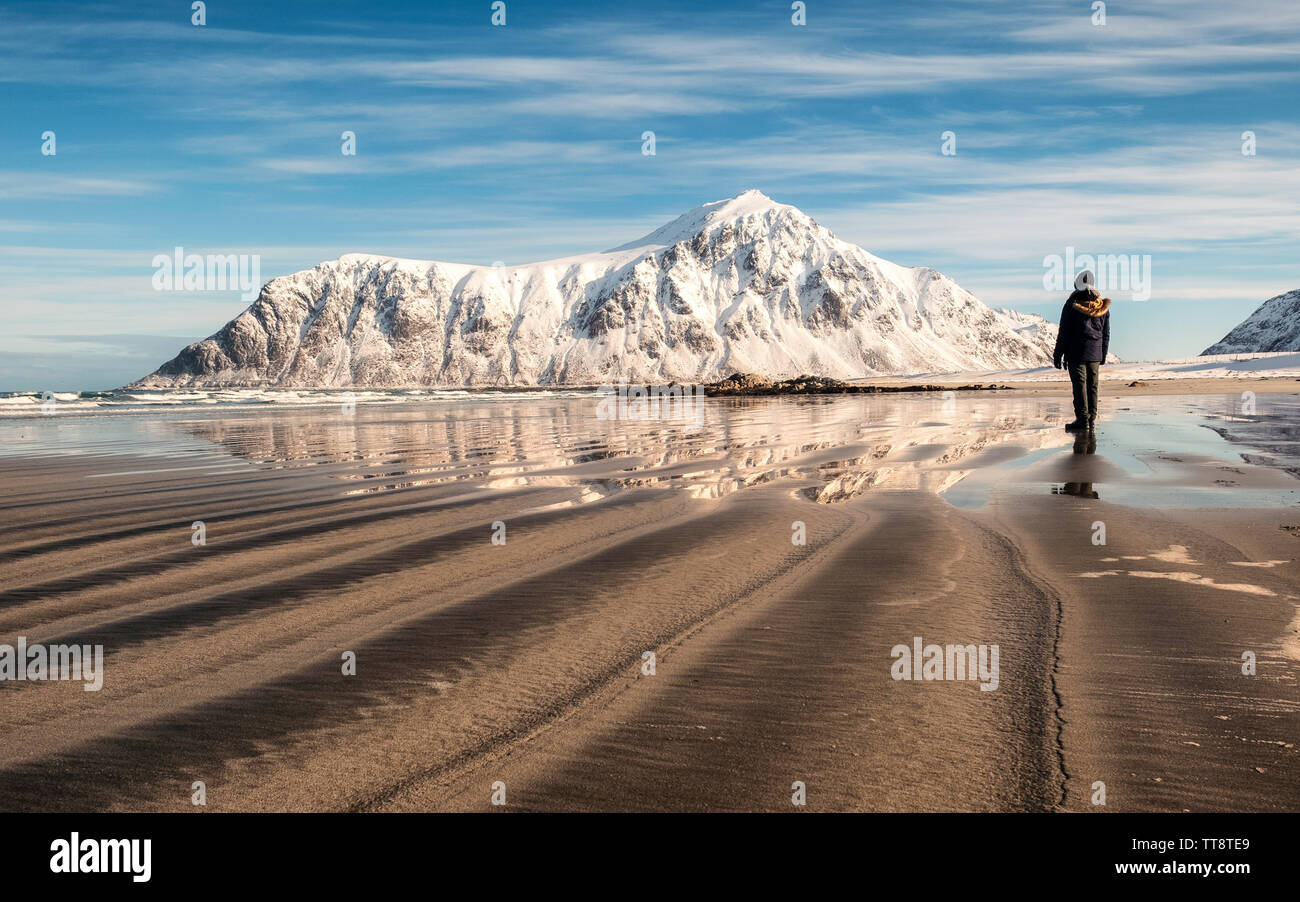 Wave furrows hi-res stock photography and images - Alamy