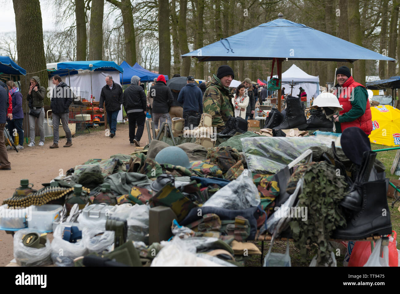 Army goods hi-res stock photography and images - Alamy