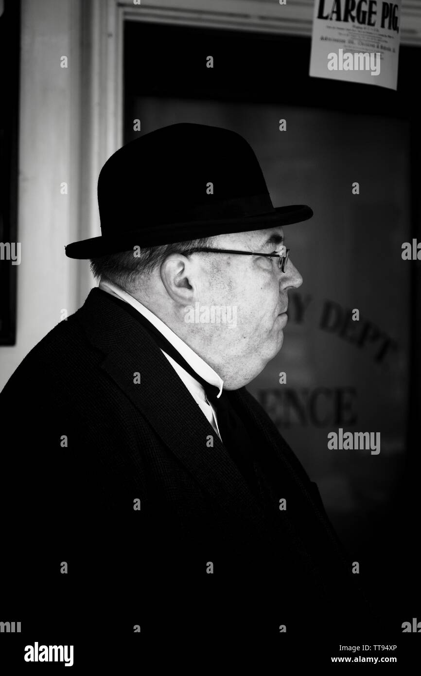 Fat man bowler hat not illustrations hi-res stock photography and ...
