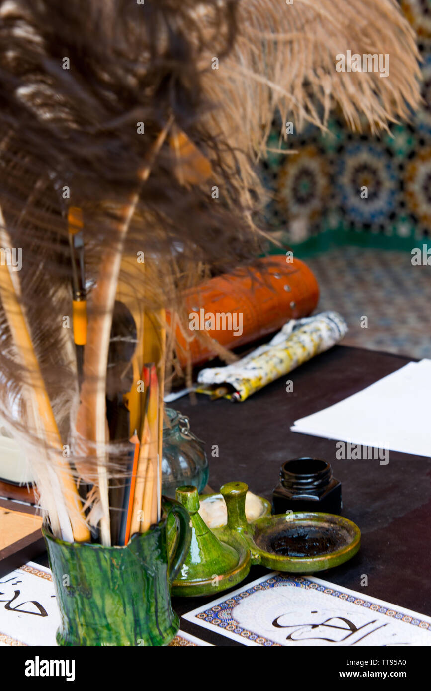 Madrassa desk hi-res stock photography and images - Alamy