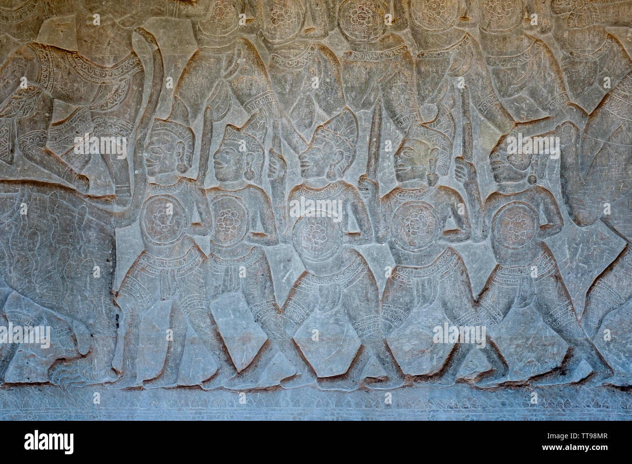 Wall carvings angkor wat hi-res stock photography and images - Alamy