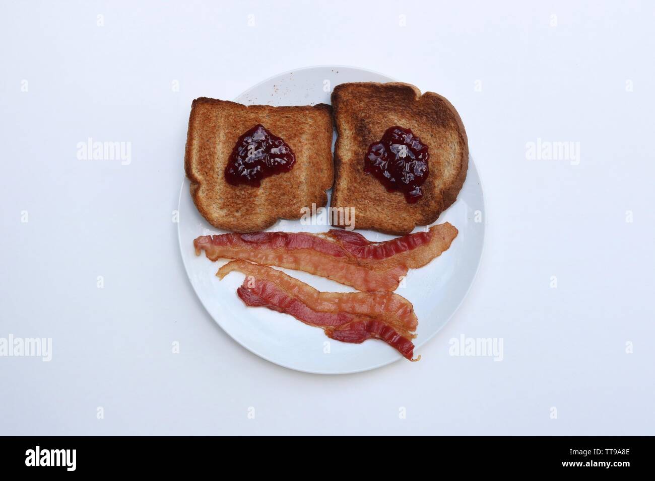Food smiley face plate hi-res stock photography and images - Alamy