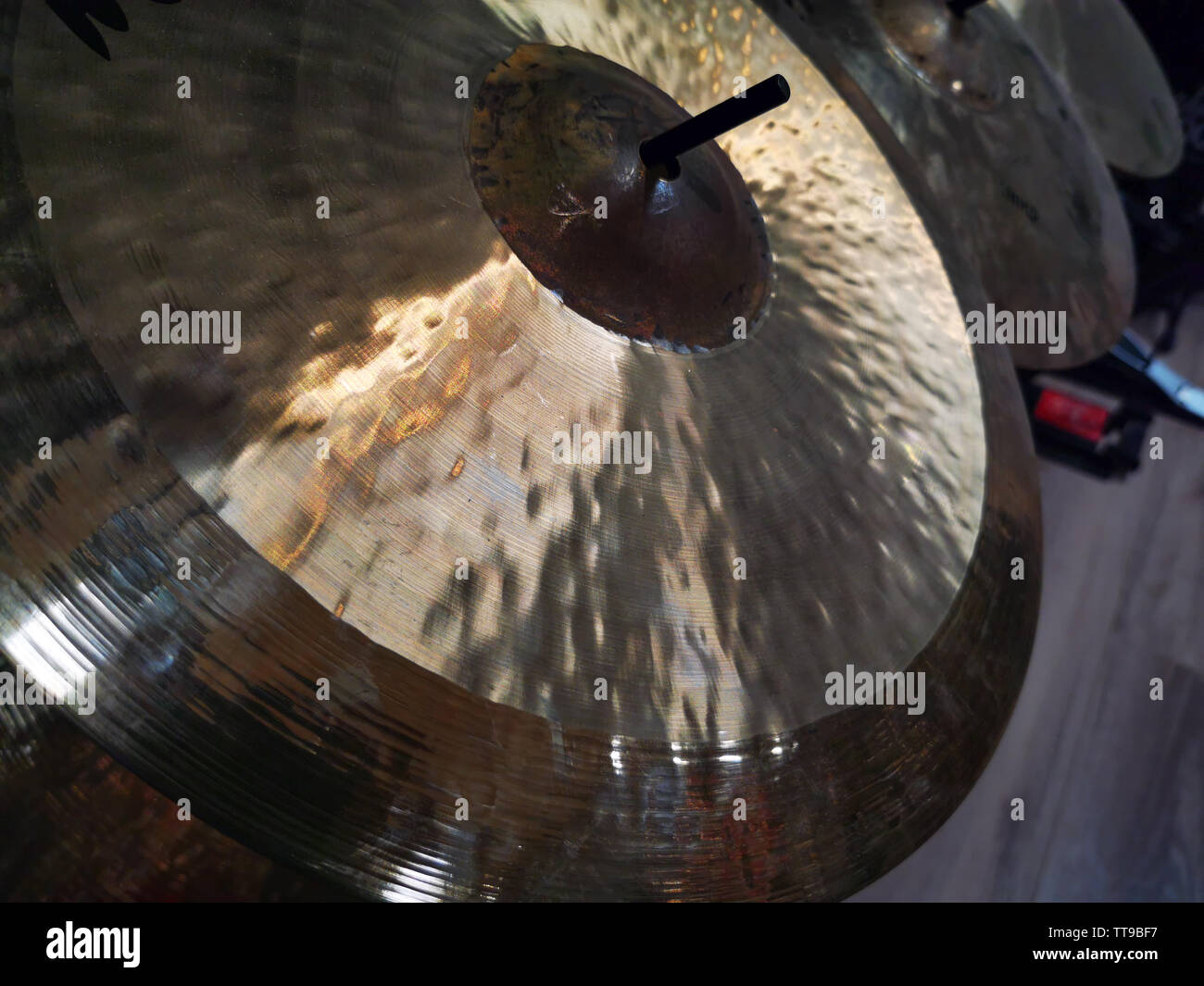Cymbals hi-res stock photography and images - Alamy
