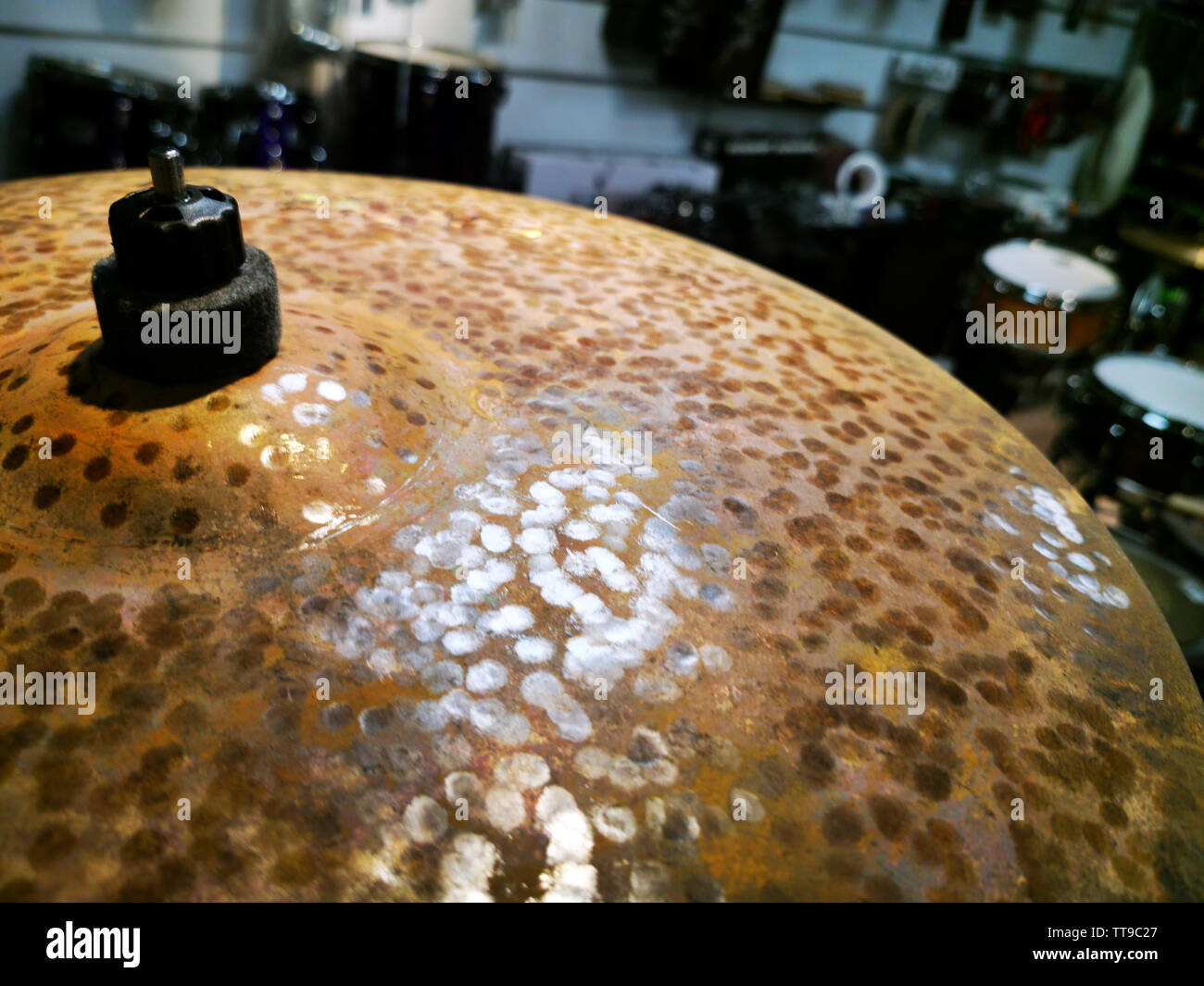Instrument cymbals hi-res stock photography and images - Alamy