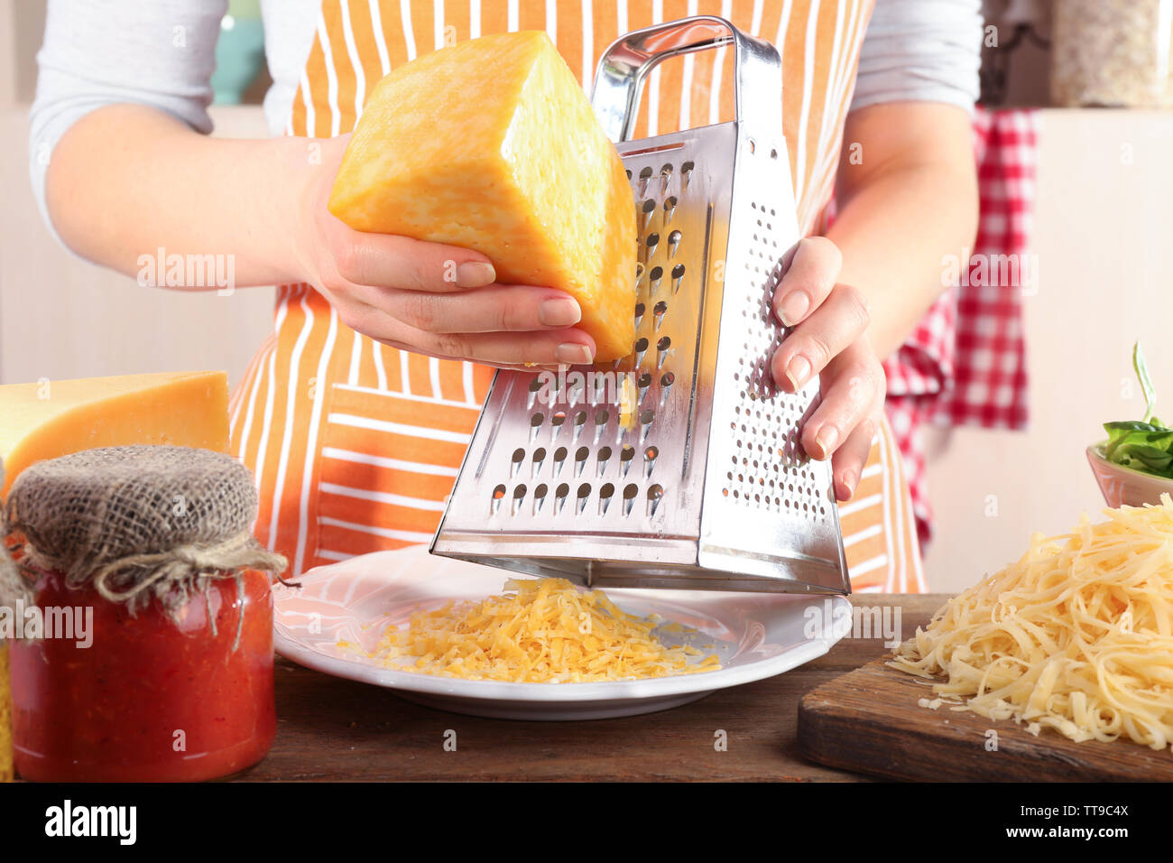 Metal foot grate hi-res stock photography and images - Alamy