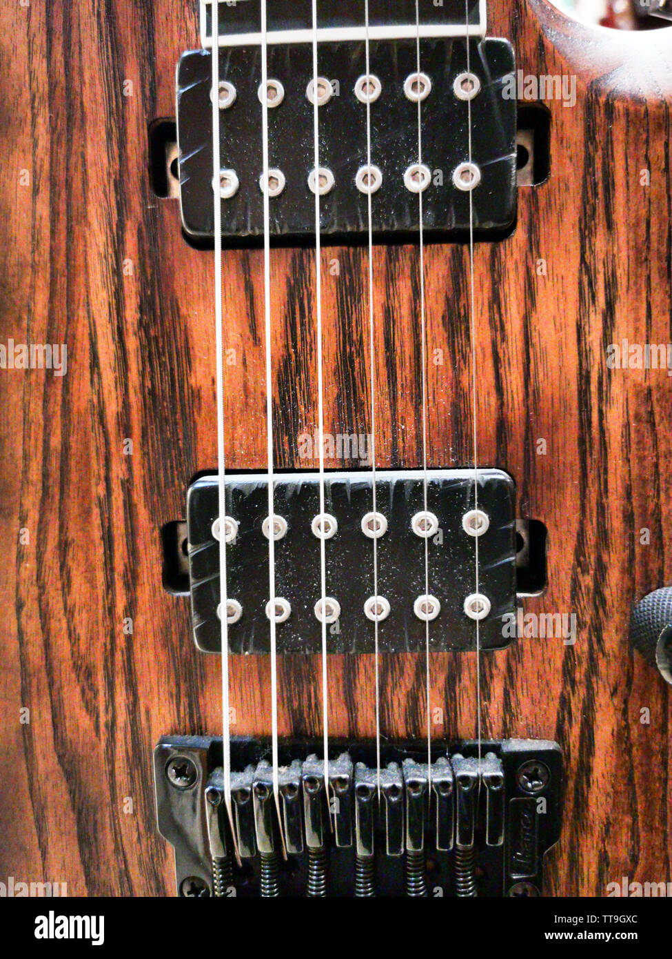 wood texture rock electric guitar body Stock Photo - Alamy