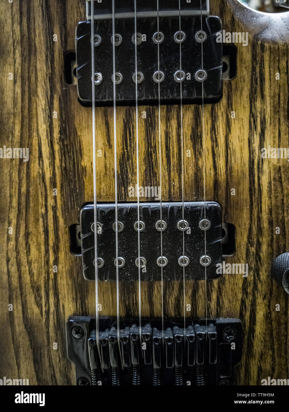 wood texture rock electric guitar body Stock Photo - Alamy
