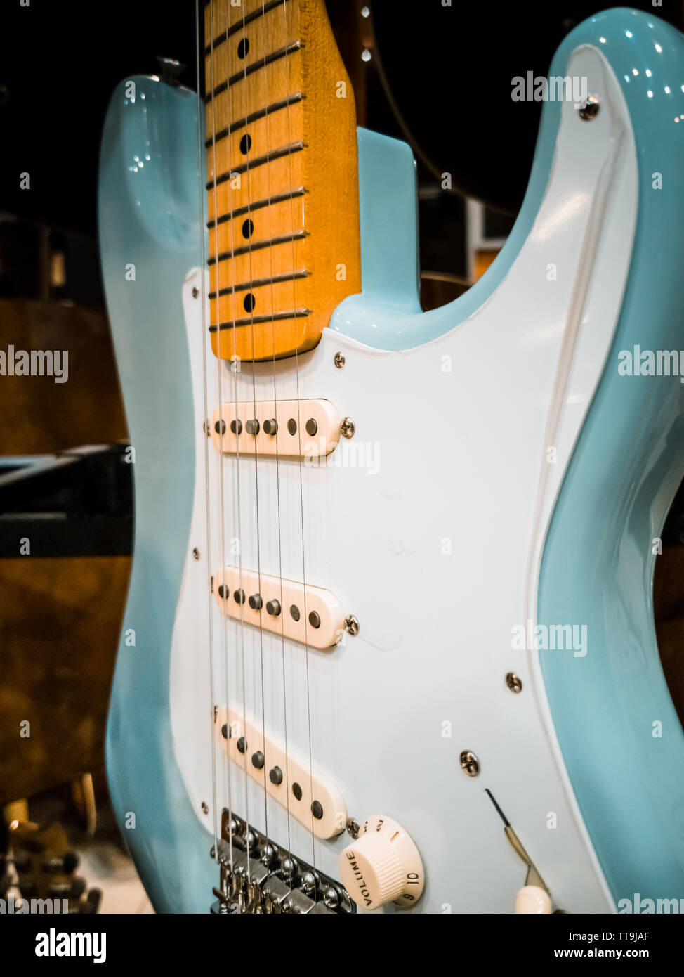 blue strat ready to rock and roll Stock Photo - Alamy