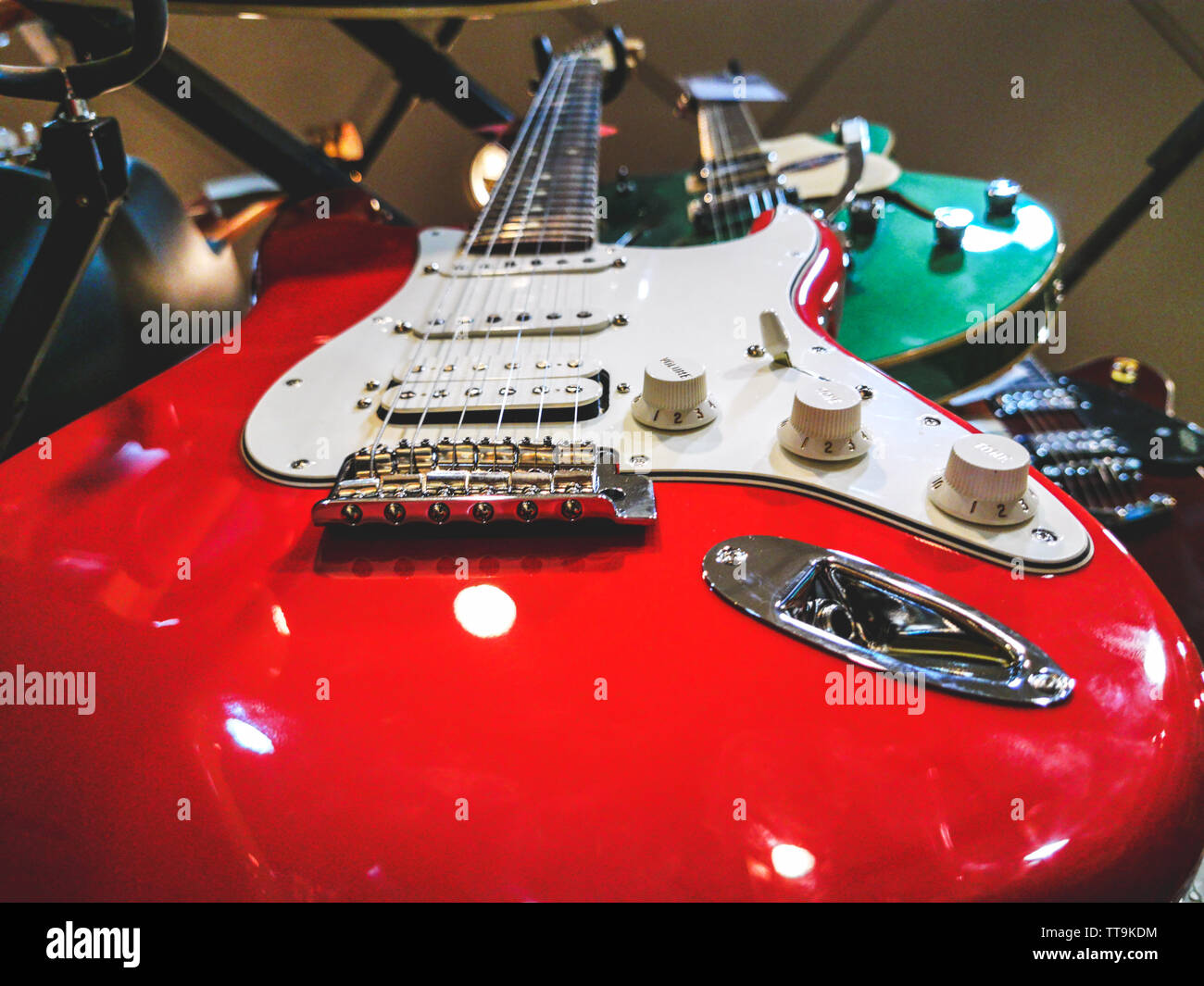 red strat at the music store Stock Photo - Alamy
