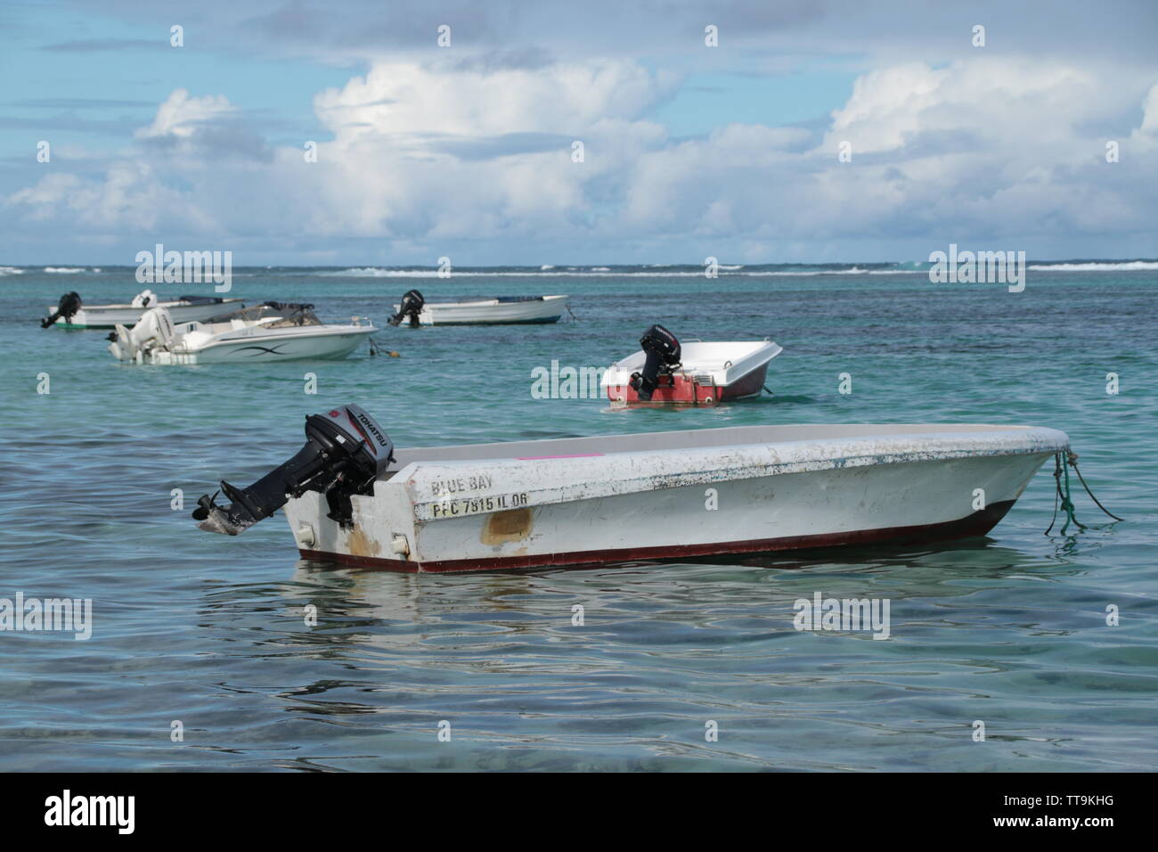 Indian ocean boats mauritius hi-res stock photography and images - Alamy