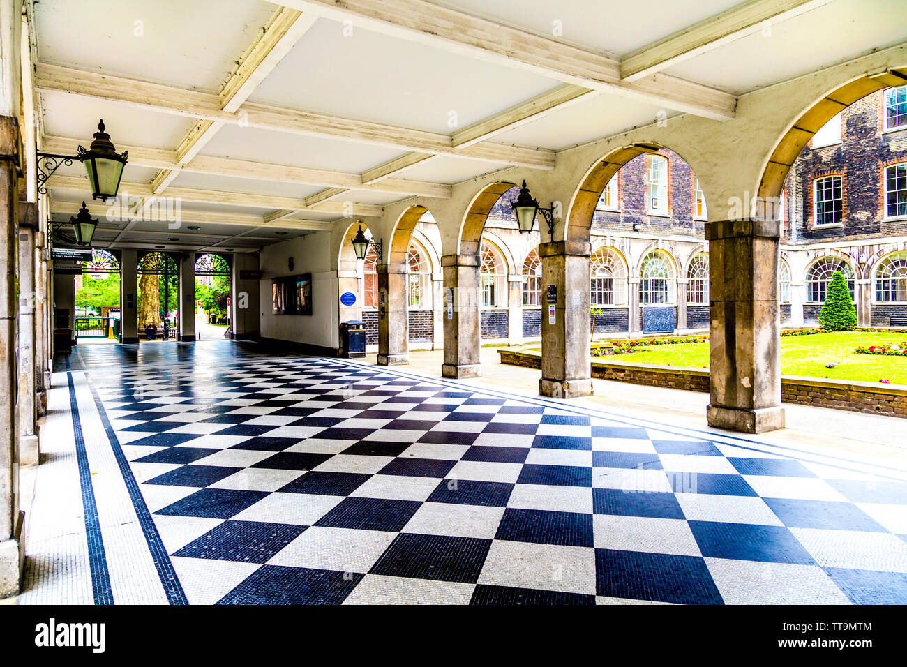 Kings College, London Bridge, London, UK Stock Photo - Alamy