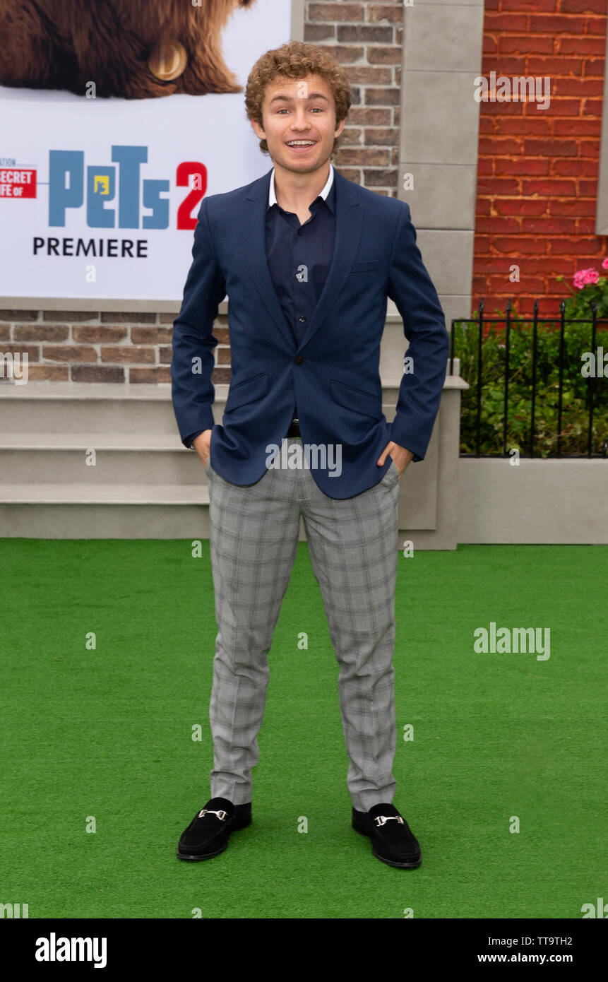 Sean giambrone hi-res stock photography and images - Alamy