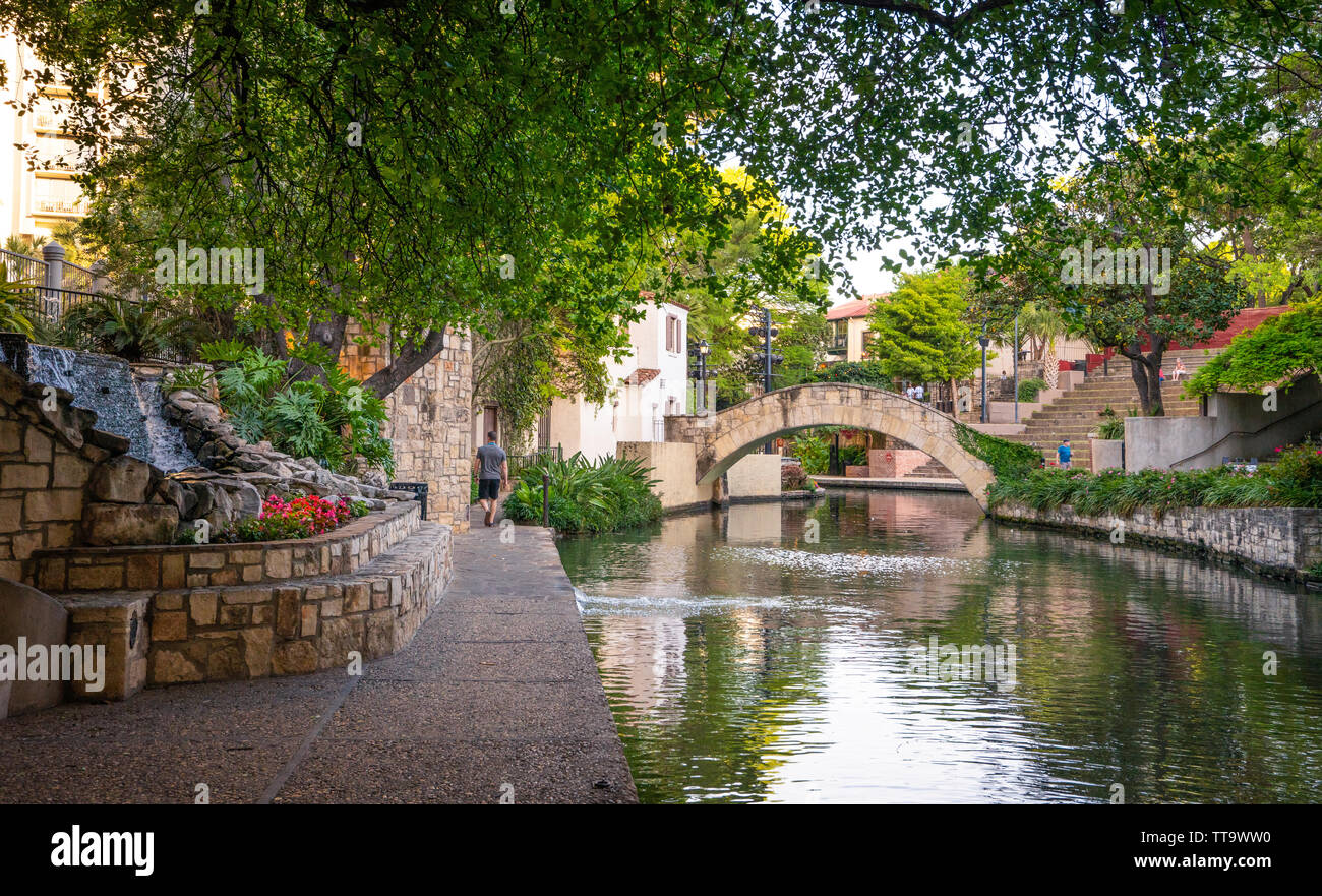 Scenic riverwalk hi-res stock photography and images - Alamy