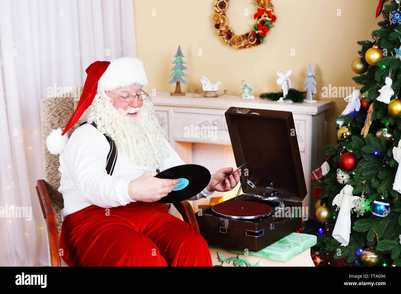 Retro Turntable Stock Photos & Retro Turntable Stock Images - Alamy