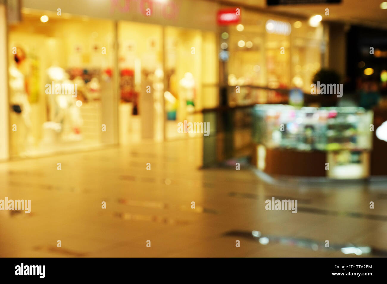 Blurred background store Stock Photo - Alamy