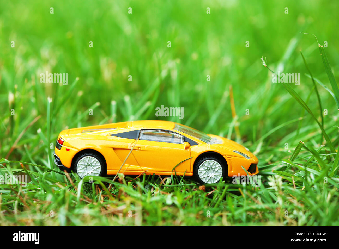 Small car model hi-res stock photography and images - Alamy