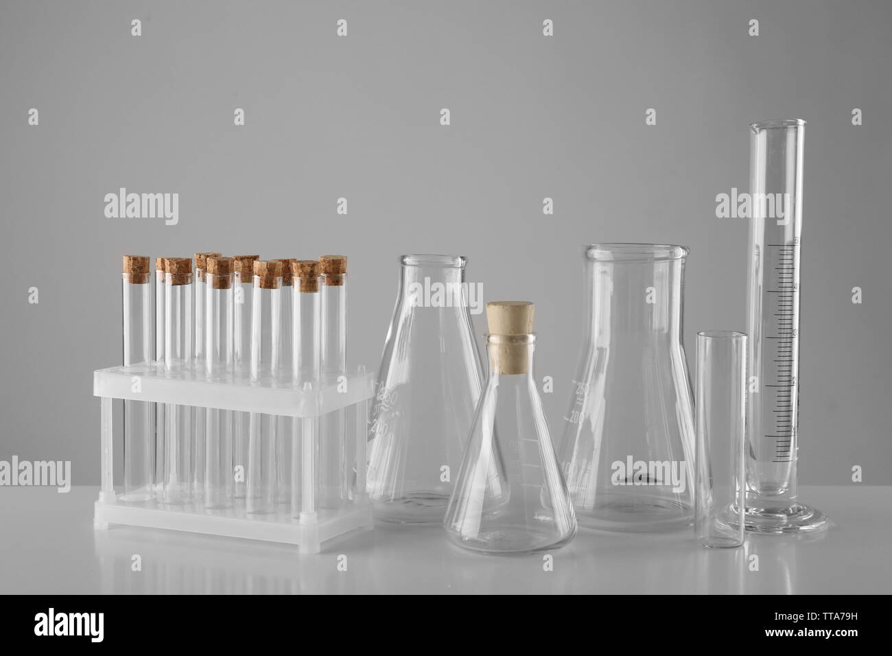 Empty laboratory test tube cork hi-res stock photography and images - Alamy