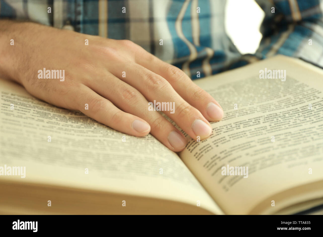 Cramming book hi-res stock photography and images - Alamy
