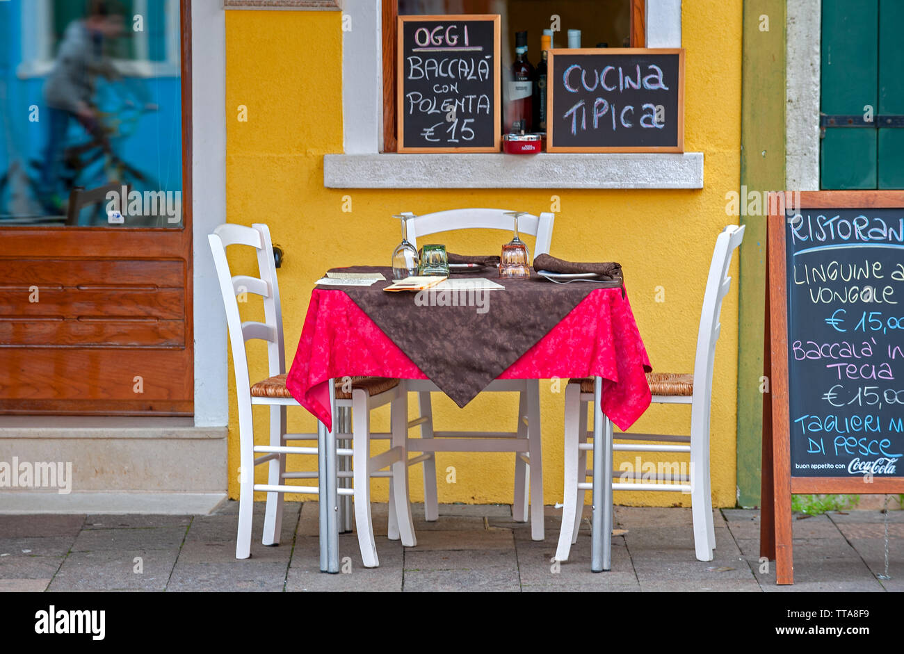 Table for Two Stock Photo - Alamy