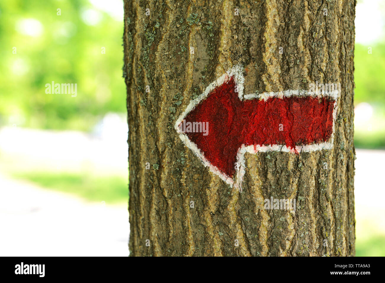 Red indication arrow moving hi-res stock photography and images - Alamy