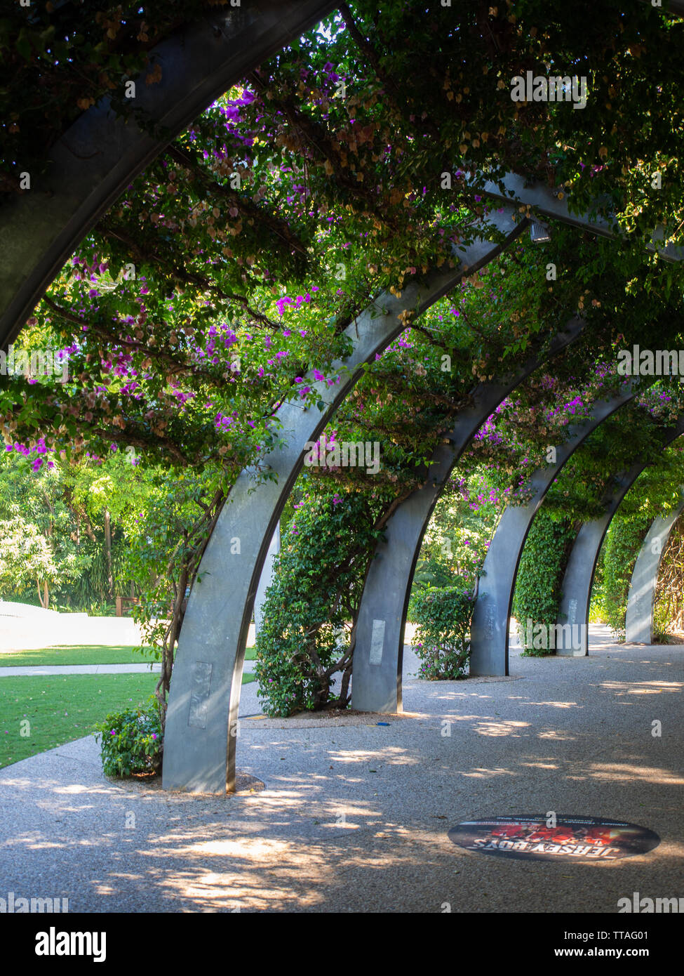 Overhead walkway hi-res stock photography and images - Alamy