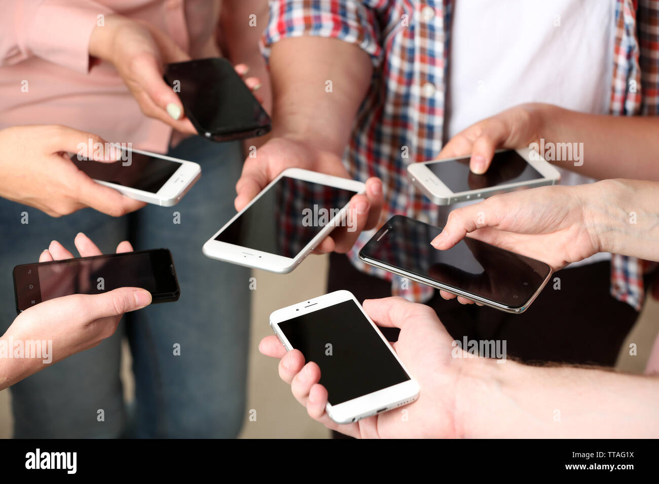Many phones hi-res stock photography and images - Alamy
