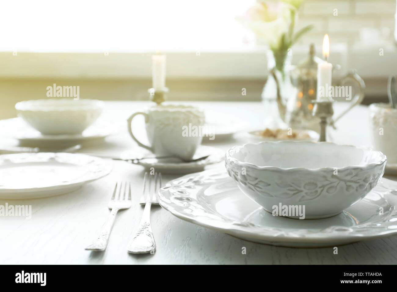 Elegance table setting Stock Photo - Alamy