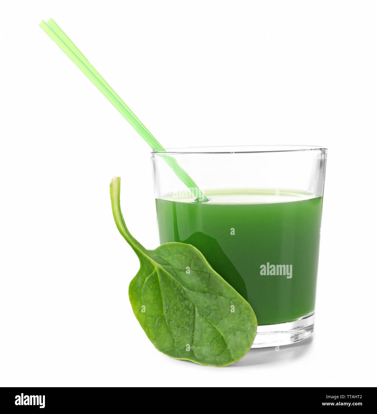 Glass of spinach juice isolated on white Stock Photo - Alamy