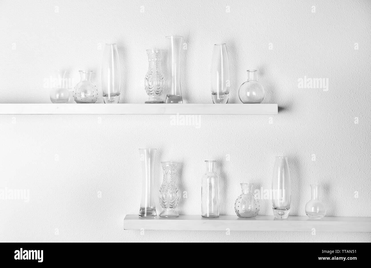 Shelves wallpaper decoration Black and White Stock Photos & Images - Alamy