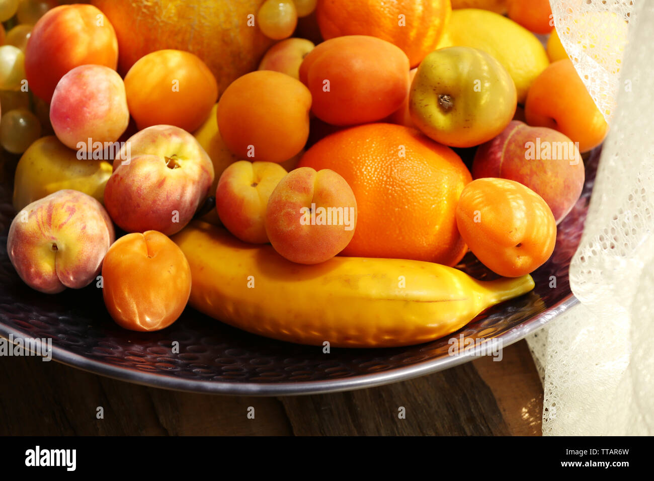 Tray heap tropical food hi-res stock photography and images - Alamy