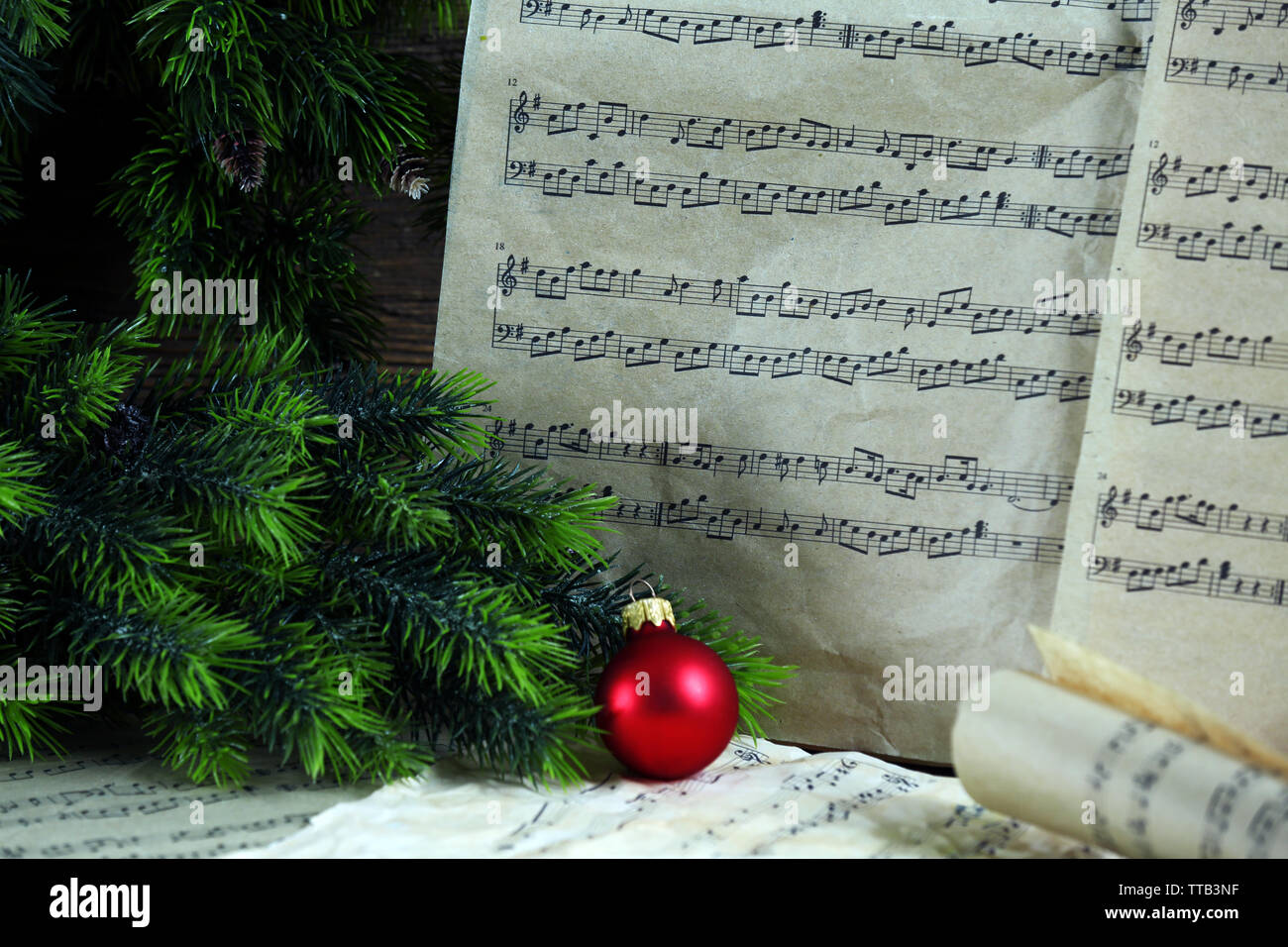 Music notes with Christmas decoration close up Stock Photo - Alamy