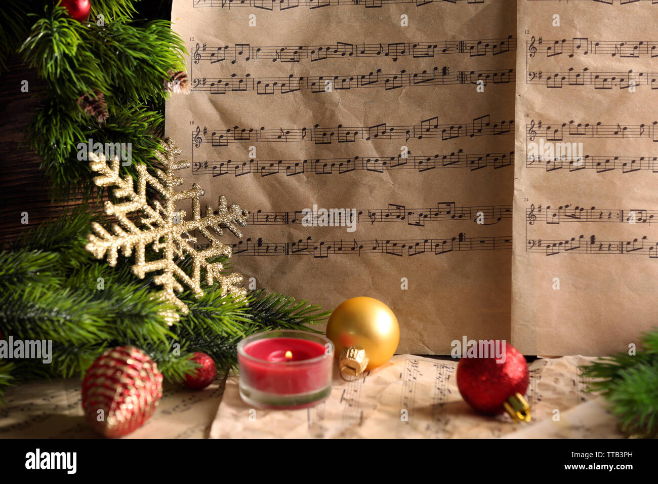 Music notes with Christmas decoration close up Stock Photo - Alamy