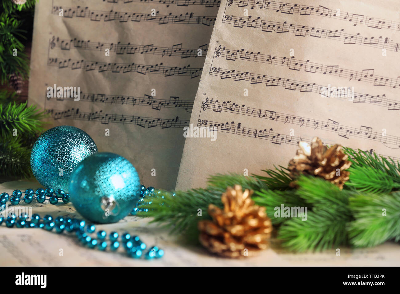 Music notes with Christmas decoration close up Stock Photo - Alamy