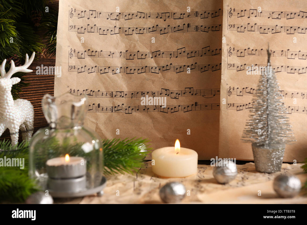 Music notes with Christmas decoration close up Stock Photo - Alamy