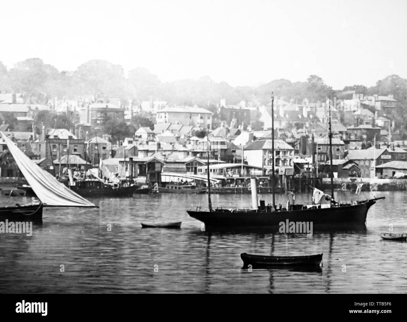 West cowes hi-res stock photography and images - Alamy