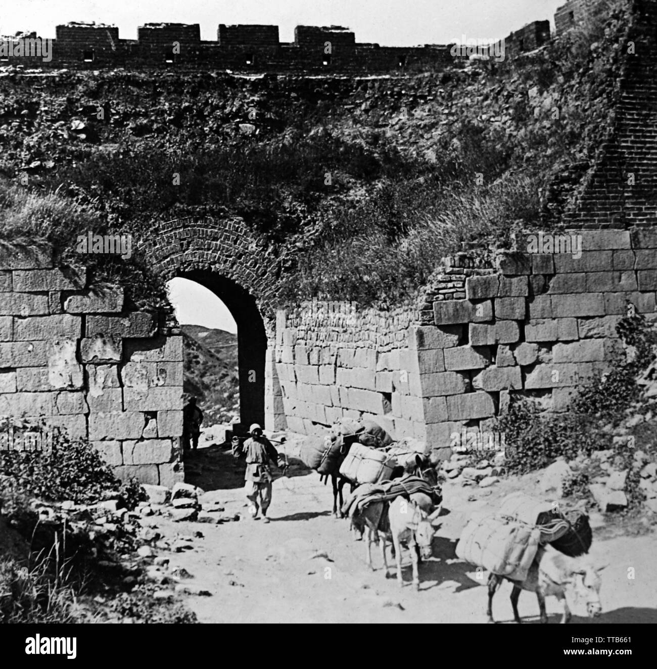 Gateway, Great Wall of China Stock Photo - Alamy