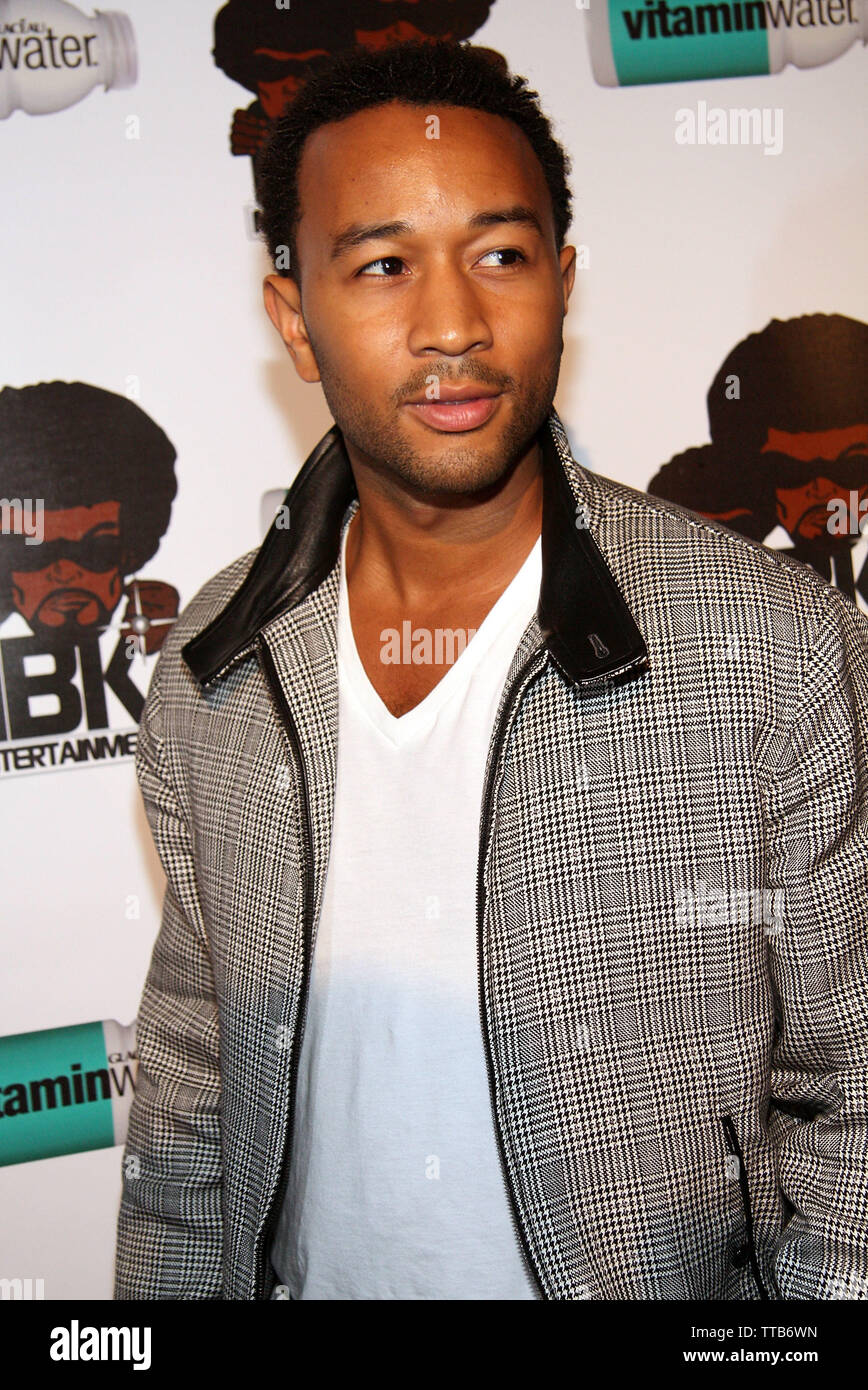 I am legend book hi-res stock photography and images - Alamy