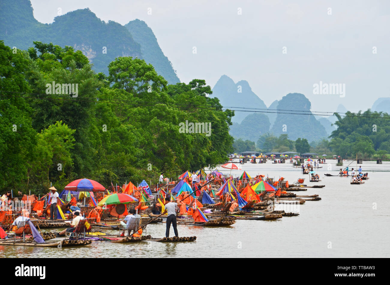 Bamboo boats hi-res stock photography and images - Alamy