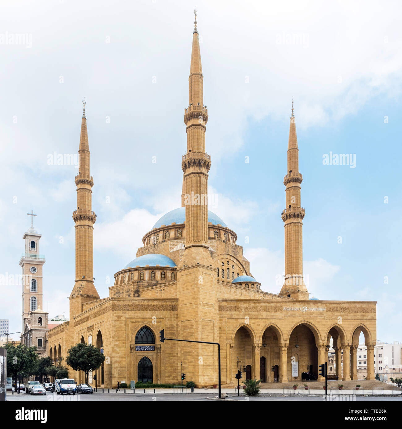 Mohammed al amin mosque beirut hi-res stock photography and images - Alamy