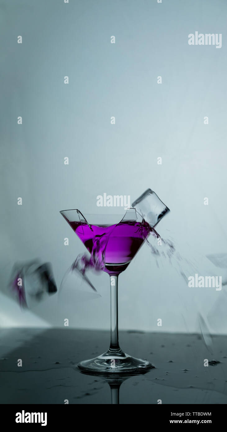 Cup breaking hi-res stock photography and images - Alamy