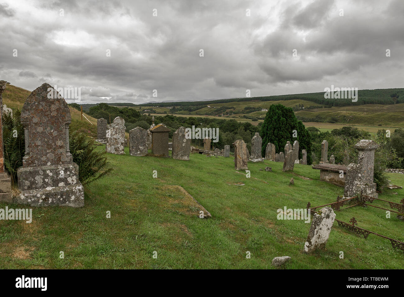 Rural cemetery hi-res stock photography and images - Alamy
