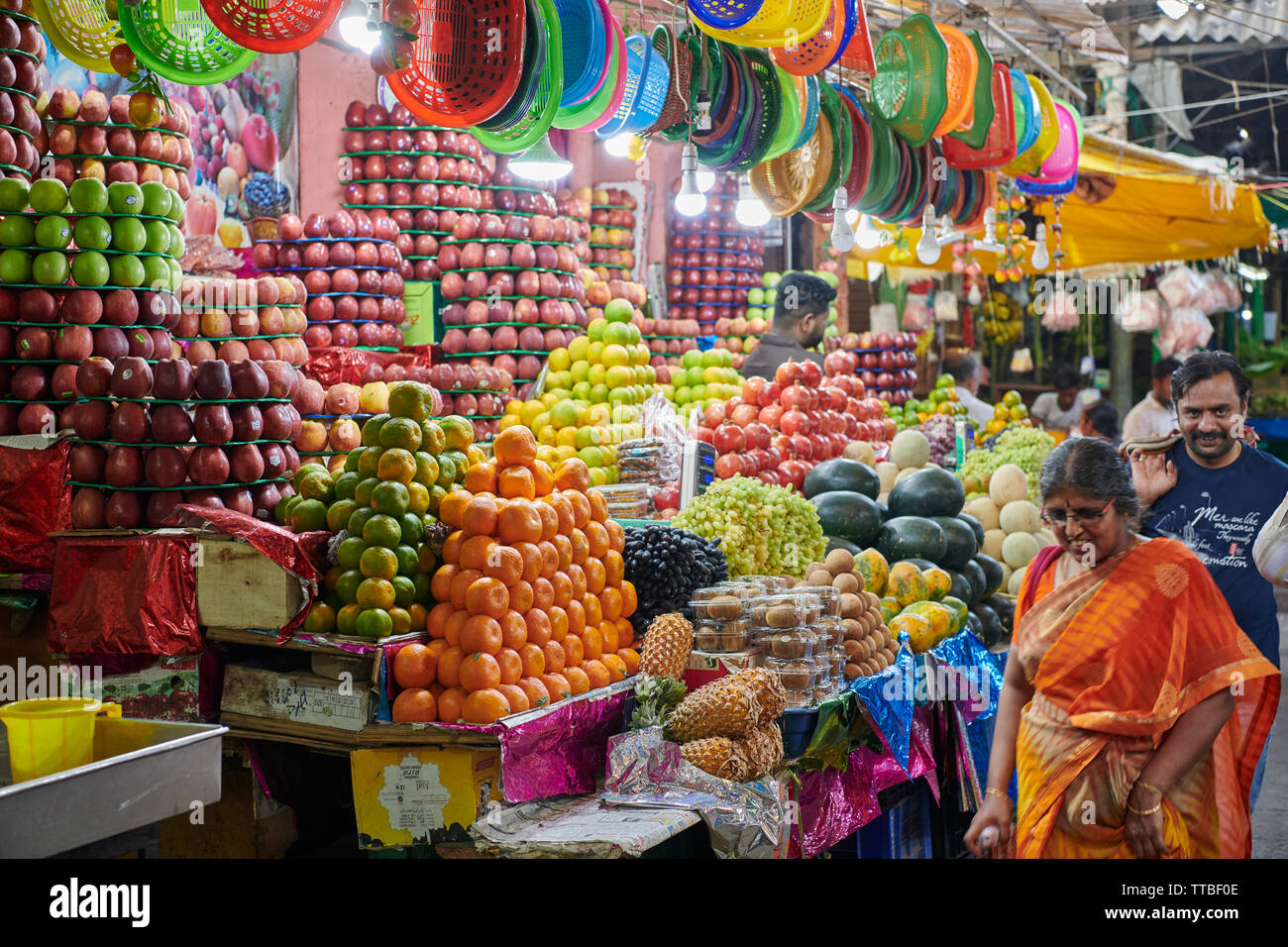 Devaraja fruit and vegetable market, Mysore, Karnataka, India Stock ...